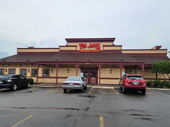 The yellow and burgundy exterior of Tee Jaye's stands like a beacon of breakfast hope on even the grayest Ohio morning.