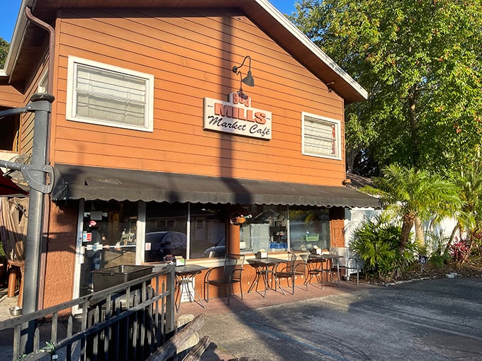 The unassuming exterior of 903 Mills Market hides culinary treasures within – like finding a diamond in the rough of Orlando's Milk District.