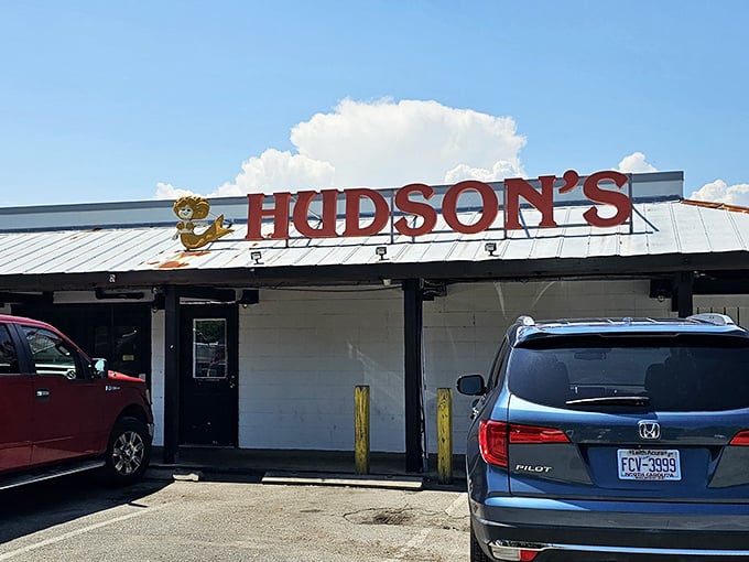 The unassuming exterior of Hudson's belies the seafood treasures within. Like finding a pearl in an oyster, the real magic happens once you step inside.