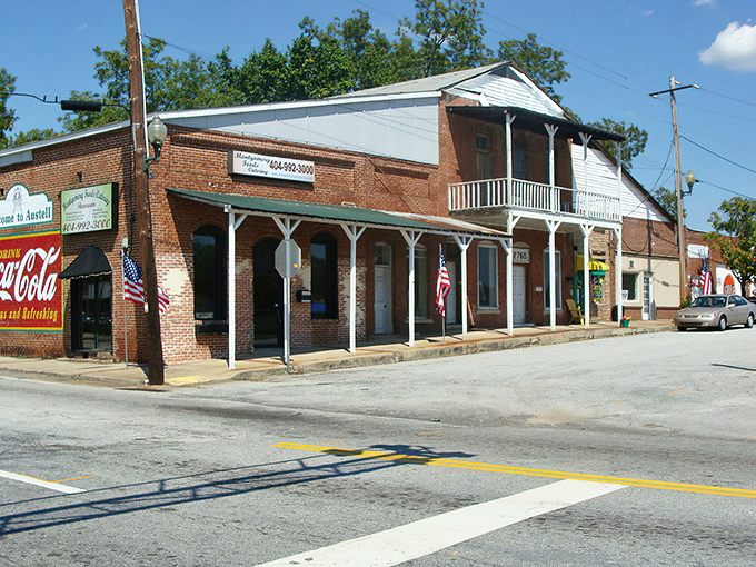 Austell's downtown skyline offers a refreshing alternative to Atlanta's skyscrapers – proof that charm doesn't need to reach the clouds to touch your heart.