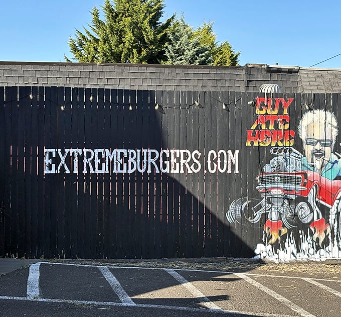 The giant mural on the wall says it all: Extreme Burgers isn’t just a place to eat, it’s a roadside landmark worth the detour. 
