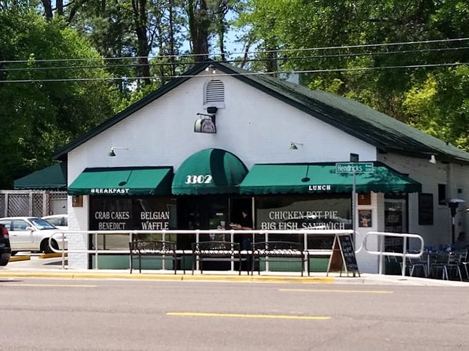 The unassuming white building with forest green awnings doesn't scream "food paradise," but locals know better—this is breakfast nirvana in Jacksonville.