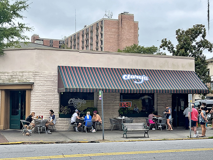 That classic diner exterior promises the kind of breakfast magic that makes early mornings worthwhile.