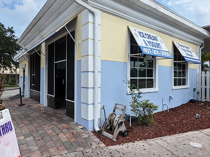 This cheerful yellow and blue facade hides Florida's coolest scientific ice cream experiment inside.