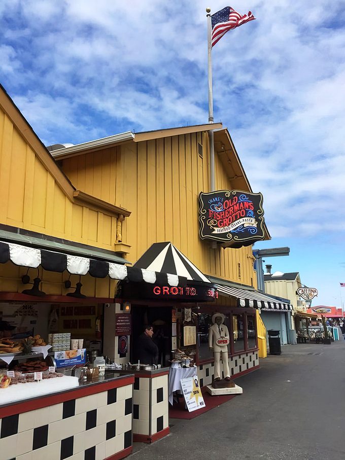 The yellow beacon of happiness on Fisherman's Wharf – where tourists and locals unite over exceptional seafood.