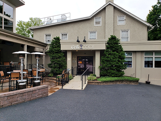 The unassuming exterior of Grill 3501 proves that culinary greatness doesn't need flashy neon—just like how the best characters in movies aren't always the loudest.