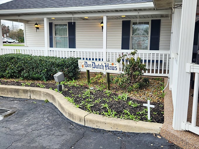 The classic Amish buggy parked outside Das Dutch Haus isn't just decoration—it's your first clue that authenticity awaits beyond those doors.