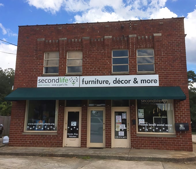 The unassuming brick façade of Second Life hides a wonderland of treasures within, like finding Narnia in a closet—but with better furniture options.