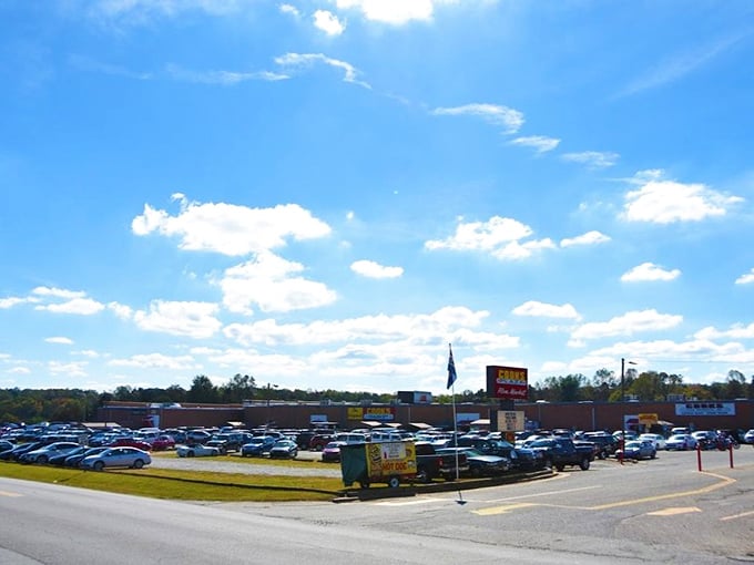That parking lot tells you everything—this isn't some small-time operation, folks. This is the big leagues of treasure hunting.