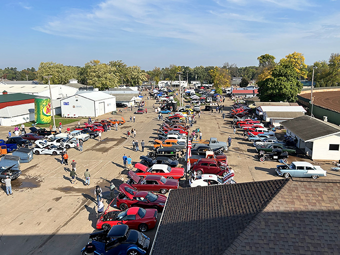 The Sunday morning treasure hunt begins! Browsers weave between tables at Shawano's sprawling flea market, where one person's castoffs become another's prized discoveries.