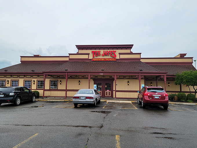 The yellow and burgundy exterior of Tee Jaye's stands like a beacon of breakfast hope on even the grayest Ohio morning.