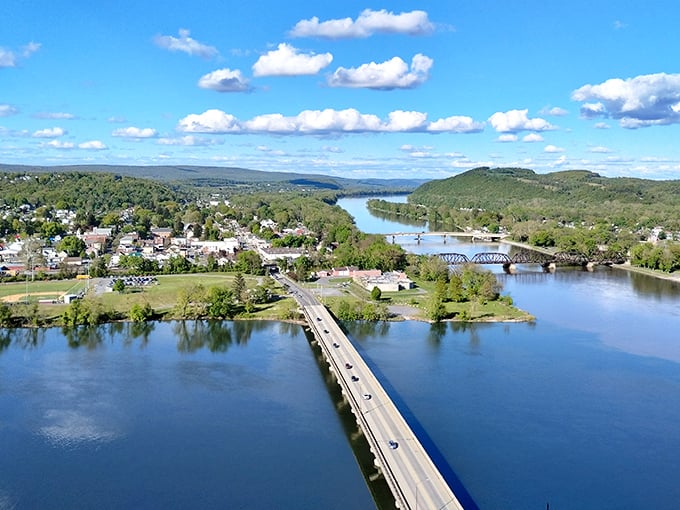Where two mighty rivers embrace, creating nature's perfect panorama. The Susquehanna's confluence looks like an artist's masterpiece from Shikellamy's lofty perch.