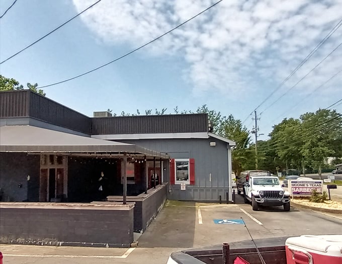 The unassuming exterior of Moonies Texas BBQ stands as a beacon for barbecue pilgrims. Like all great BBQ joints, it promises smoke, not pretension.