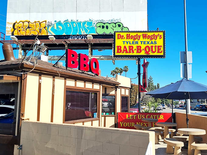 That sign alone is worth the drive to Panorama City—a beacon of smoked meat salvation amid the urban sprawl of the San Fernando Valley.