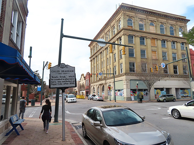 Downtown New Bern welcomes visitors with historic architecture and charming streetscapes. The perfect small-town backdrop for your next "I needed this getaway" moment.