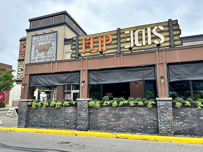 The exterior promises good times ahead – and those sweet potato fries are waiting inside like buried treasure.