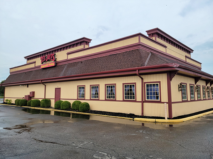 The yellow and burgundy exterior of Tee Jaye's stands like a beacon of breakfast hope on even the grayest Ohio morning.
