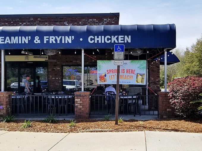 The sign says it all – this is where seafood dreams and po'boy fantasies come true.