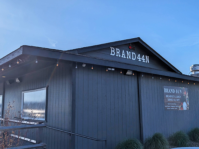 The unassuming black exterior of Brand 44° N belies the breakfast treasures within. String lights hint at the warmth awaiting hungry travelers.