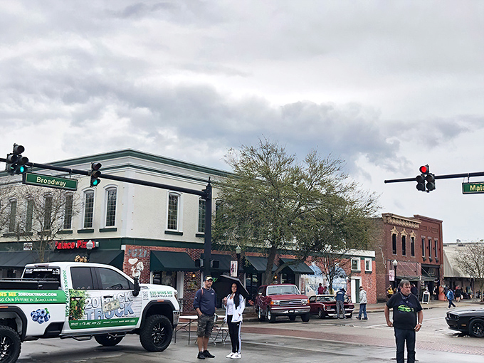 Bartow's commercial district offers everything you need without the soul-crushing sprawl of bigger cities.