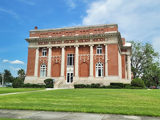 The DeSoto County Courthouse isn't just a building – it's a red brick testament to civic pride and architectural ambition.