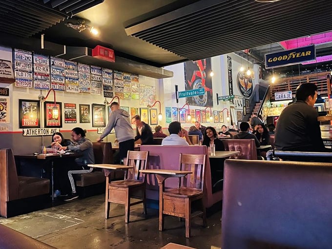 Happy diners proving that good food is the ultimate social equalizer – everyone's equal before a zapato.