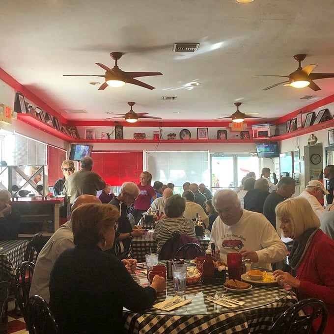 The breakfast crowd that knows where the real action is – forget trendy, these folks want tasty.