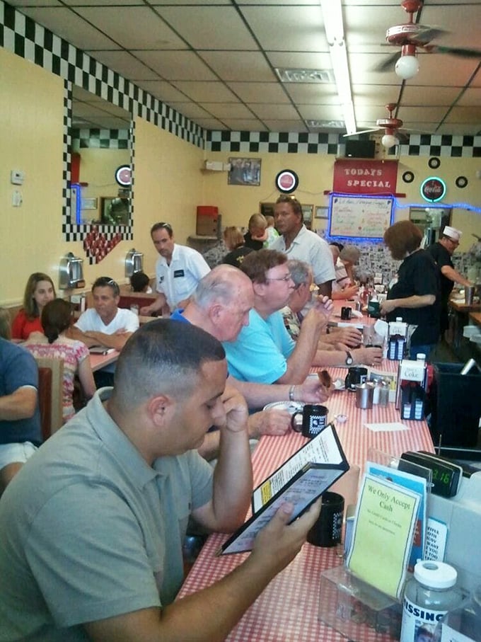 Packed house at lunch proves good food still draws crowds in our fast-paced world.