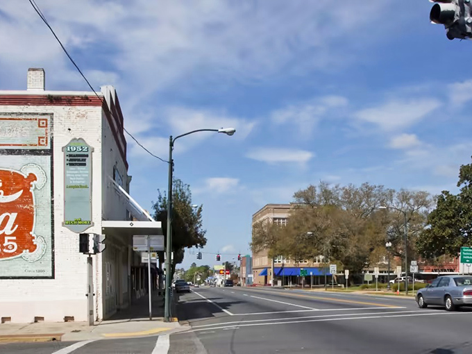Quincy's downtown intersection captures the essence of affordable Florida living—wide streets, historic buildings, and not a parking meter in sight.