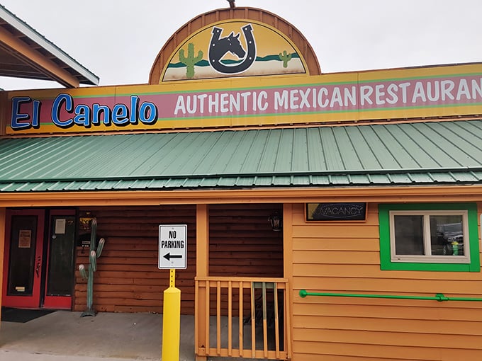 El Canelo – where the horseshoe on the sign promises good luck, but the authentic Mexican food guarantees happiness.