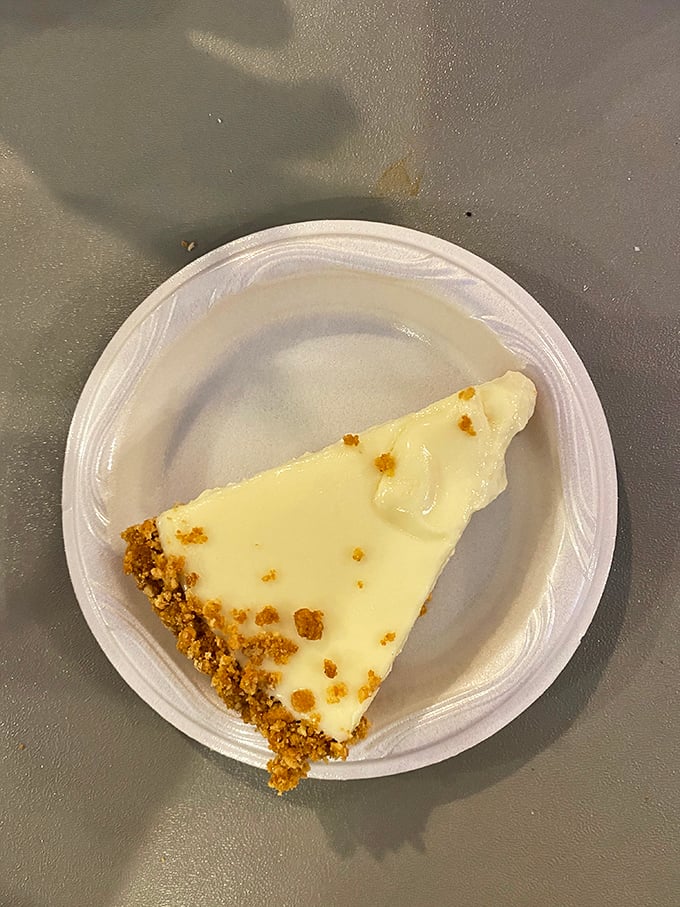 Key lime pie that strikes that perfect balance between sweet and tart—the Florida dessert equivalent of finding a parking spot at the beach.