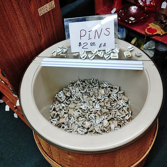 "Heart-shaped messages for two bucks each"—this toilet bowl of tiny sentiments might contain the perfect words you never knew you needed.