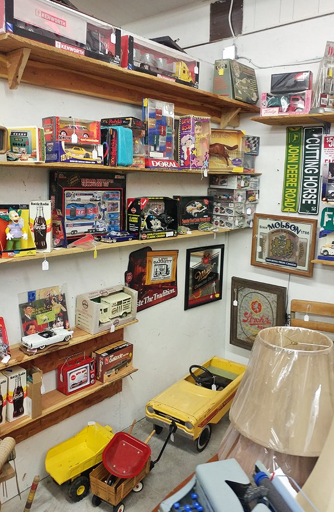 Childhood nostalgia overload! From pedal cars to vintage toys still in their packaging—proof that some treasures are too special to unwrap.