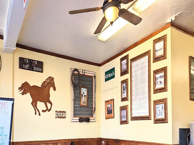 The western-themed décor isn't trying to impress anyone, which is exactly why it does. That horse silhouette has seen some serious breakfast enthusiasm.