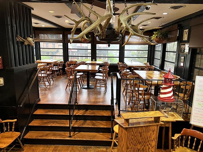 Antlers hanging from the ceiling? Of course! It's not a true Chesapeake Bay restaurant without a touch of rustic charm bordering on delightful kitsch.