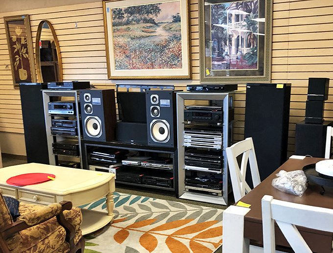 An audiophile's dream corner where vintage meets value. Those speakers could fill Carnegie Hall—or at least your living room—with concert-quality sound.