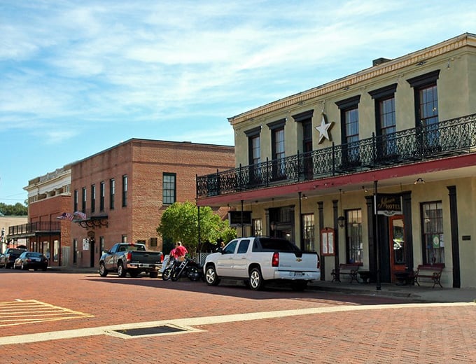 The star adorning this historic building isn't just decoration – it's a Texas-sized wink to the state's proud heritage and Jefferson's place in it.