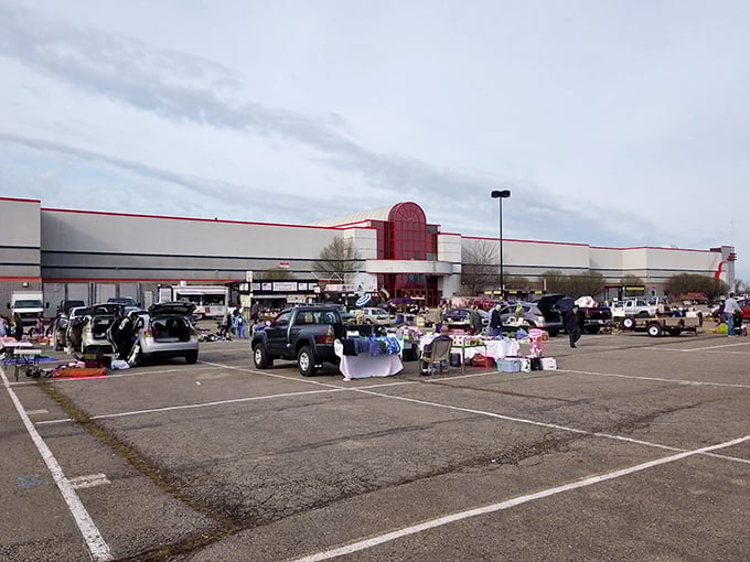 Rossi's Flea Market turns a parking lot into a treasure hunt, with vendors setting up shop in front of the former mall building.