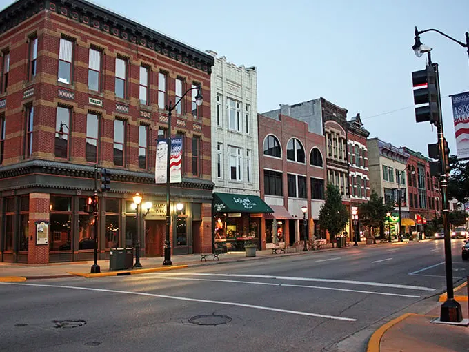 Springfield's historic downtown isn't just about Lincoln—it's about linking your retirement dreams with actually affordable living costs!