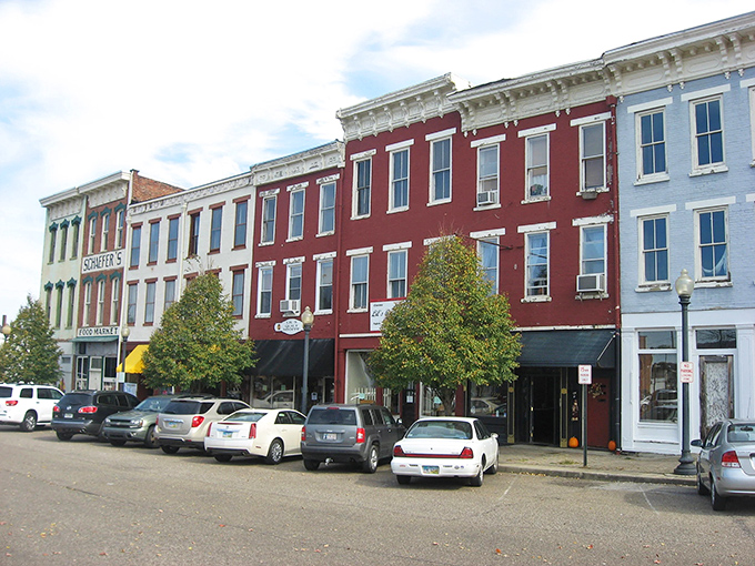 The streets of Portsmouth offer a perfect blend of small-town charm and historic significance. Where every corner turned reveals another slice of Americana.