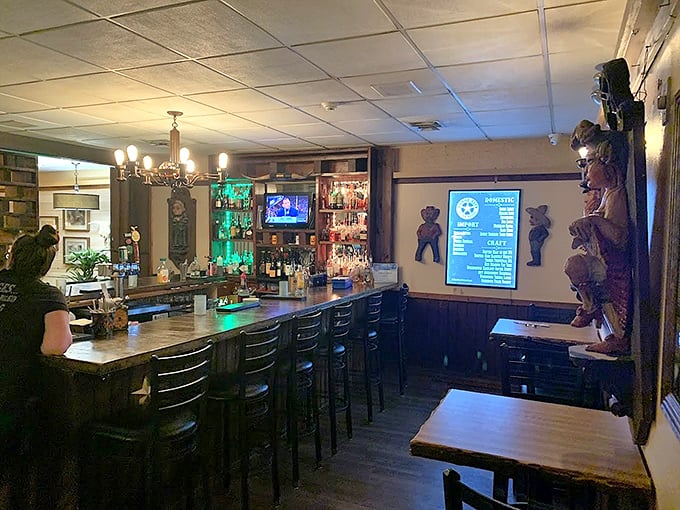 A bar that understands its purpose: to serve proper drinks while you contemplate which cut of beef will soon meet your acquaintance.