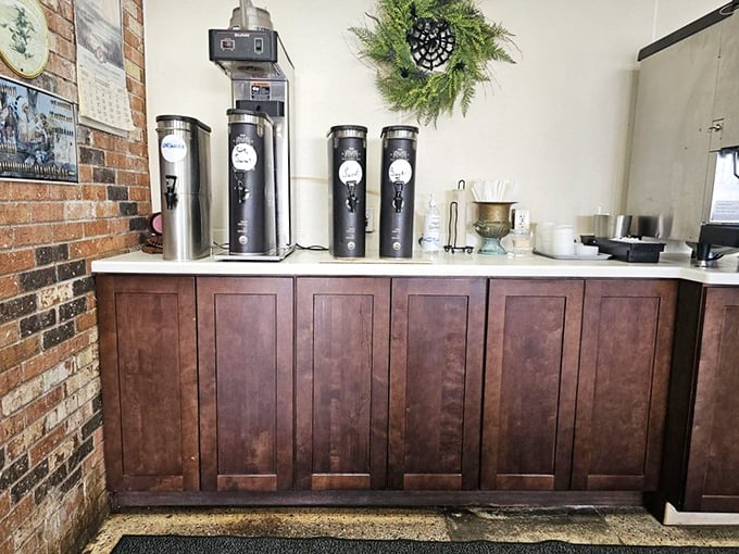 The beverage station—where sweet tea flows like liquid sunshine, ready to cut through the richness of whatever barbecue treasure you've selected.