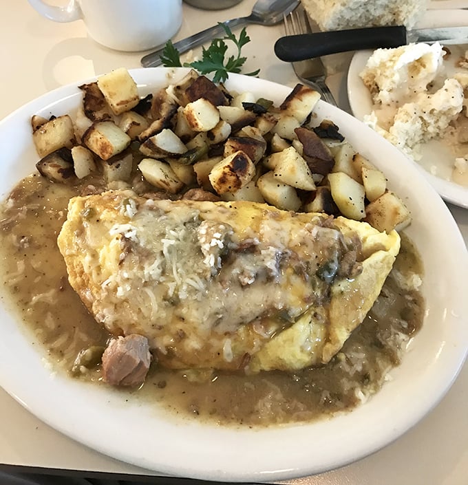 The Chile Verde Omelette doesn't just wake up your taste buds—it gives them a full mariachi serenade.