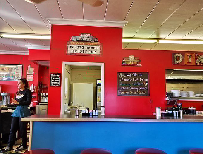 The counter where magic happens – where short-order cooks perform their breakfast ballet with spatulas as wands.