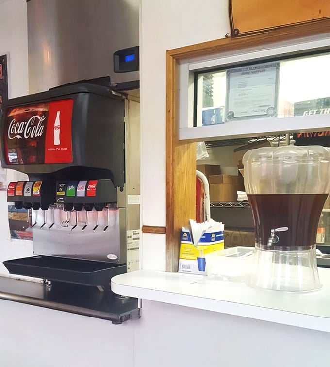 The soda fountain and iced tea dispenser—unsung heroes in the battle against Chicago summer thirst. Choose your weapon wisely.