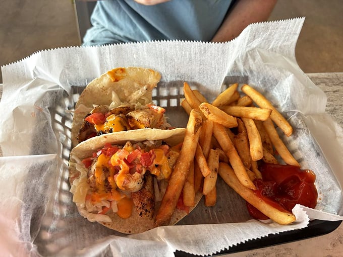 Tacos that bring the sea to your table with a splash of color and zero pretension. The kind of casual feast that makes you wonder why you ever eat indoors.