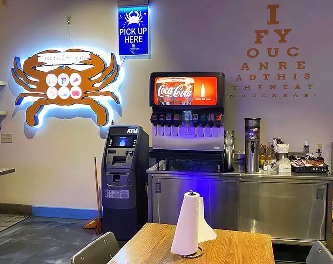 If you can read this, add more krab! The playful wall art perfectly captures the restaurant's personality—serious about seafood, not about itself.