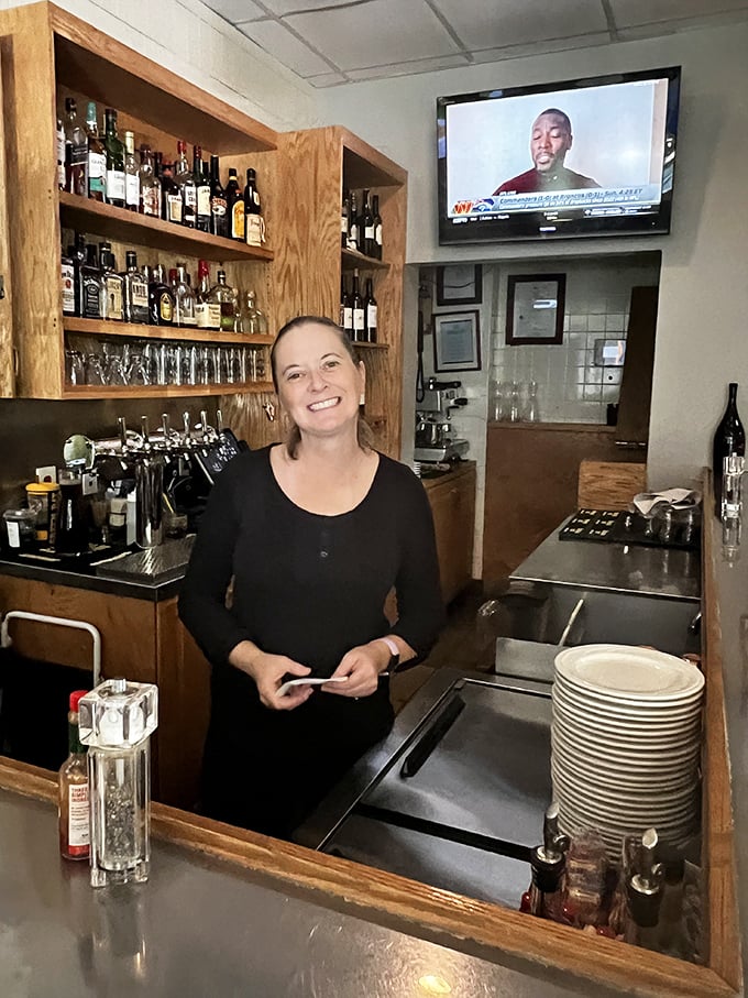 The friendly faces behind your fantastic meal – these folks take their seafood seriously, but not themselves.