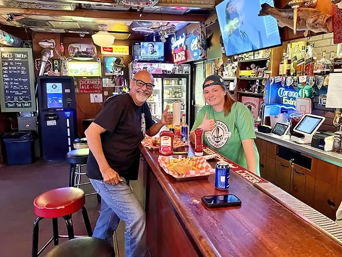 The staff treats food like art and customers like family. That plate of comfort isn't just sustenance—it's a handcrafted offering of Midwestern hospitality.