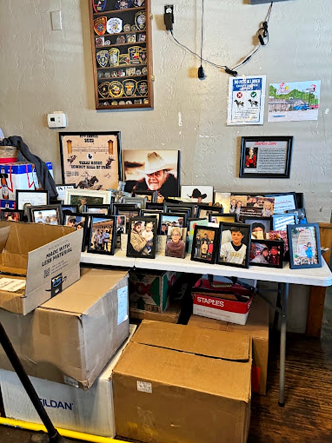Every photo and patch on these walls tells a story – a community museum of memories made over countless meals. 